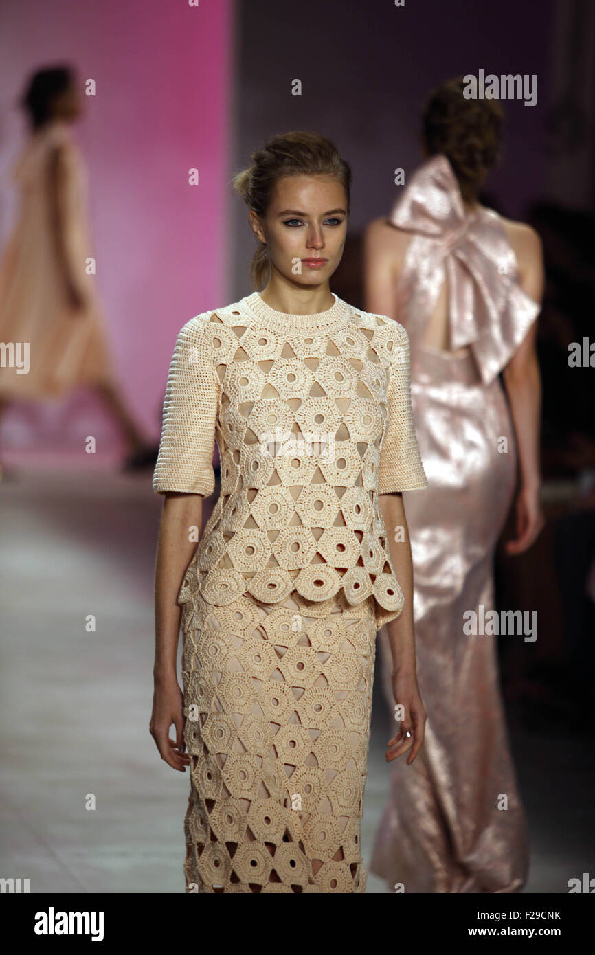 New York, USA. 14th Sep, 2015. Models present creations of "Lela Rose ...