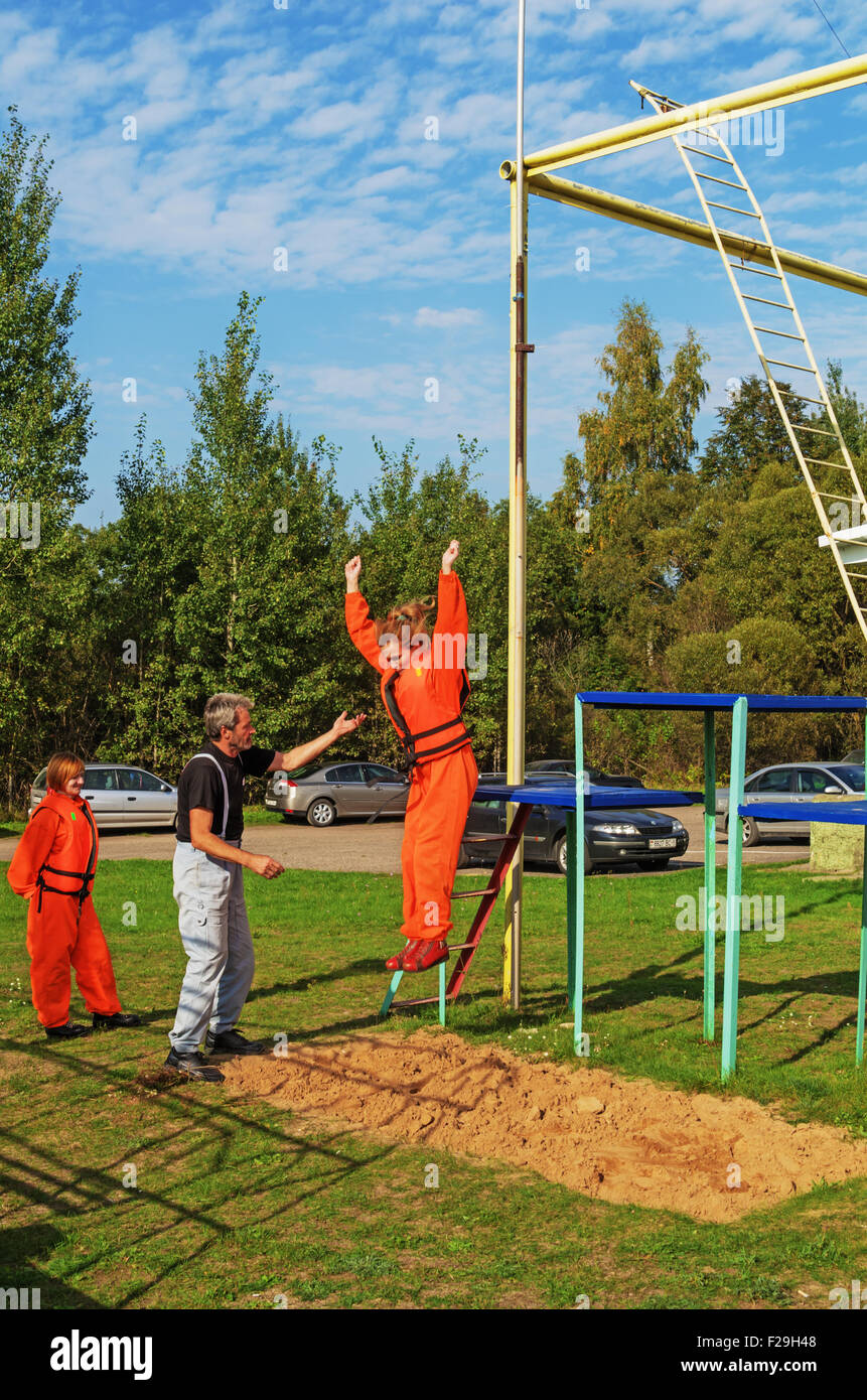 Parachutists - 2014. Training of beginning parachutists Stock Photo - Alamy