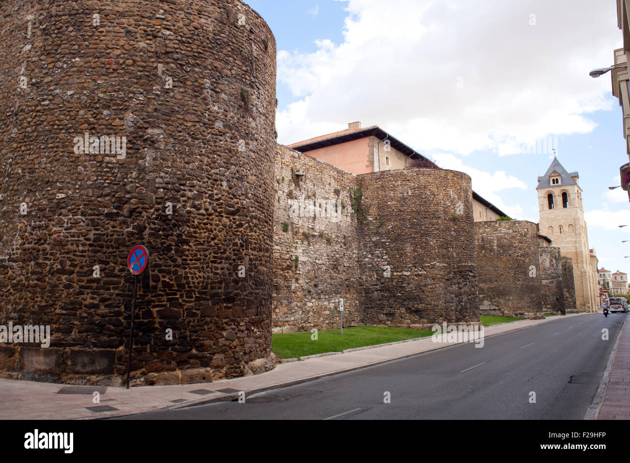 Walls of the fortress city of Leon, Spain Stock Photo - Alamy