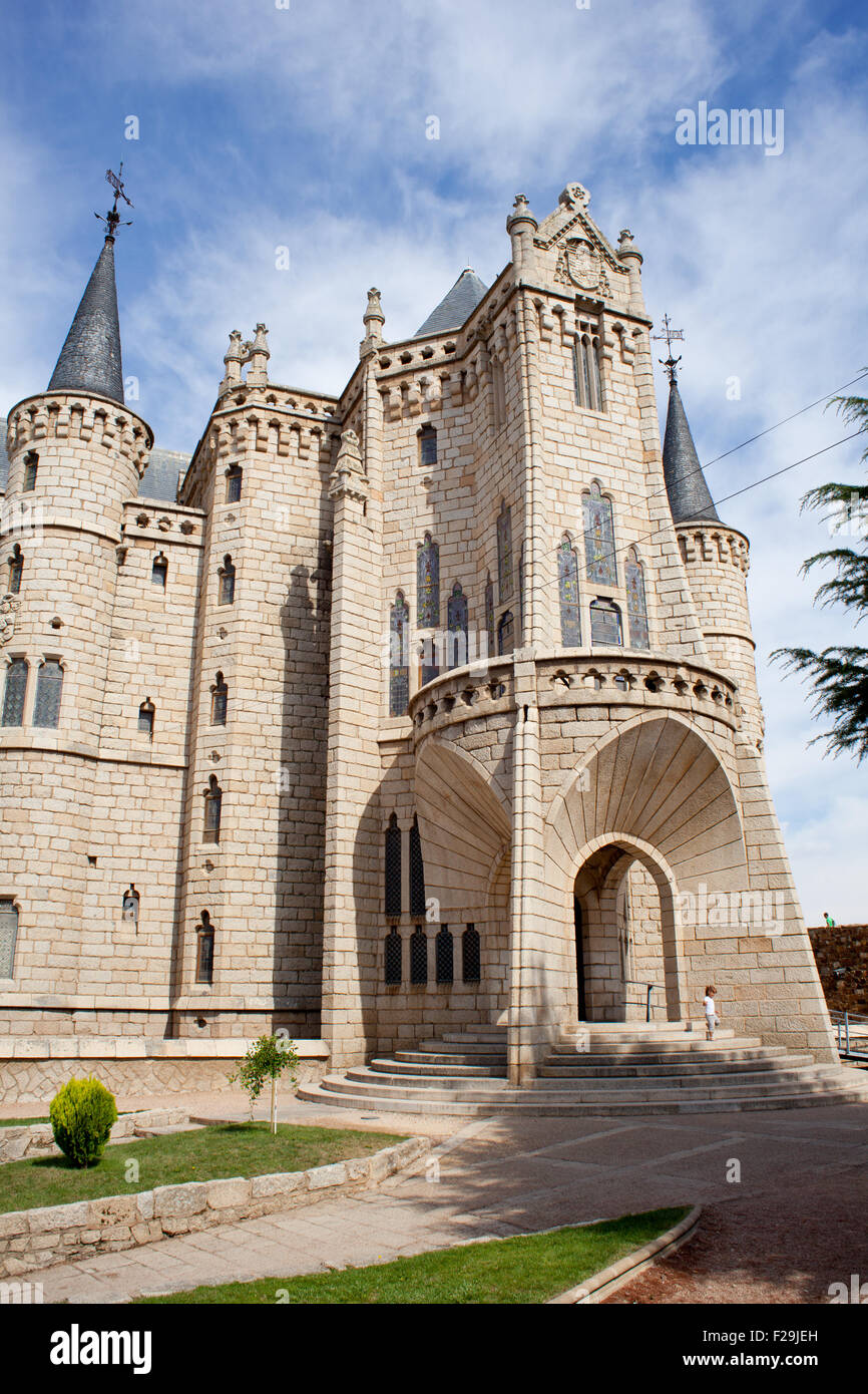 The Episcopal Palace, Modernisme edifice in Astorga Stock Photo - Alamy