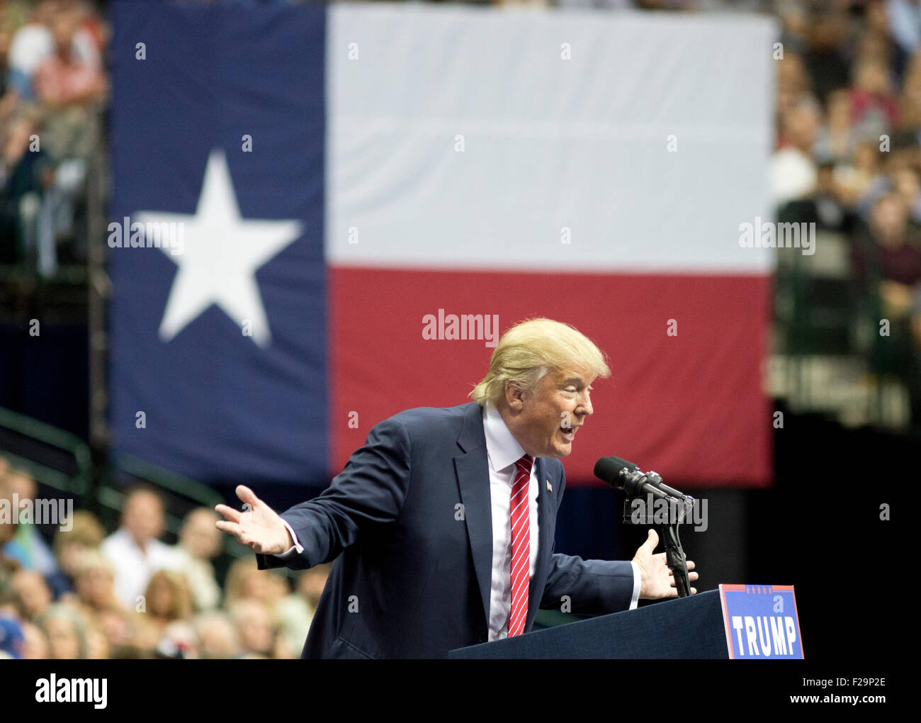 Dallas, Texas, USA. 14th September, 2015. Republican candidate Donald ...