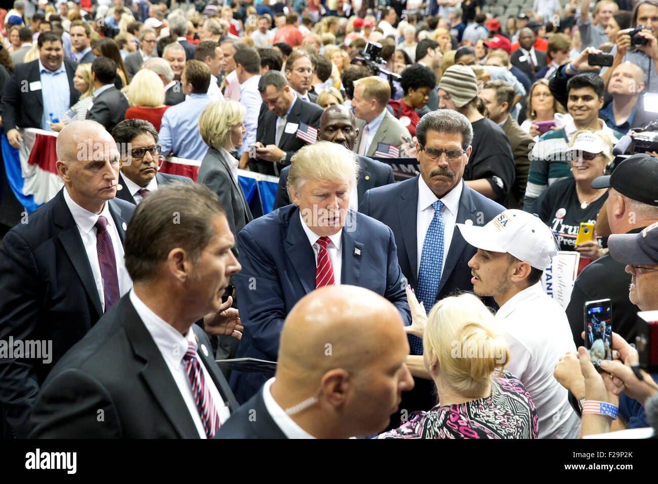 Dallas, Texas, USA. 14th September, 2015. Republican candidate Donald ...