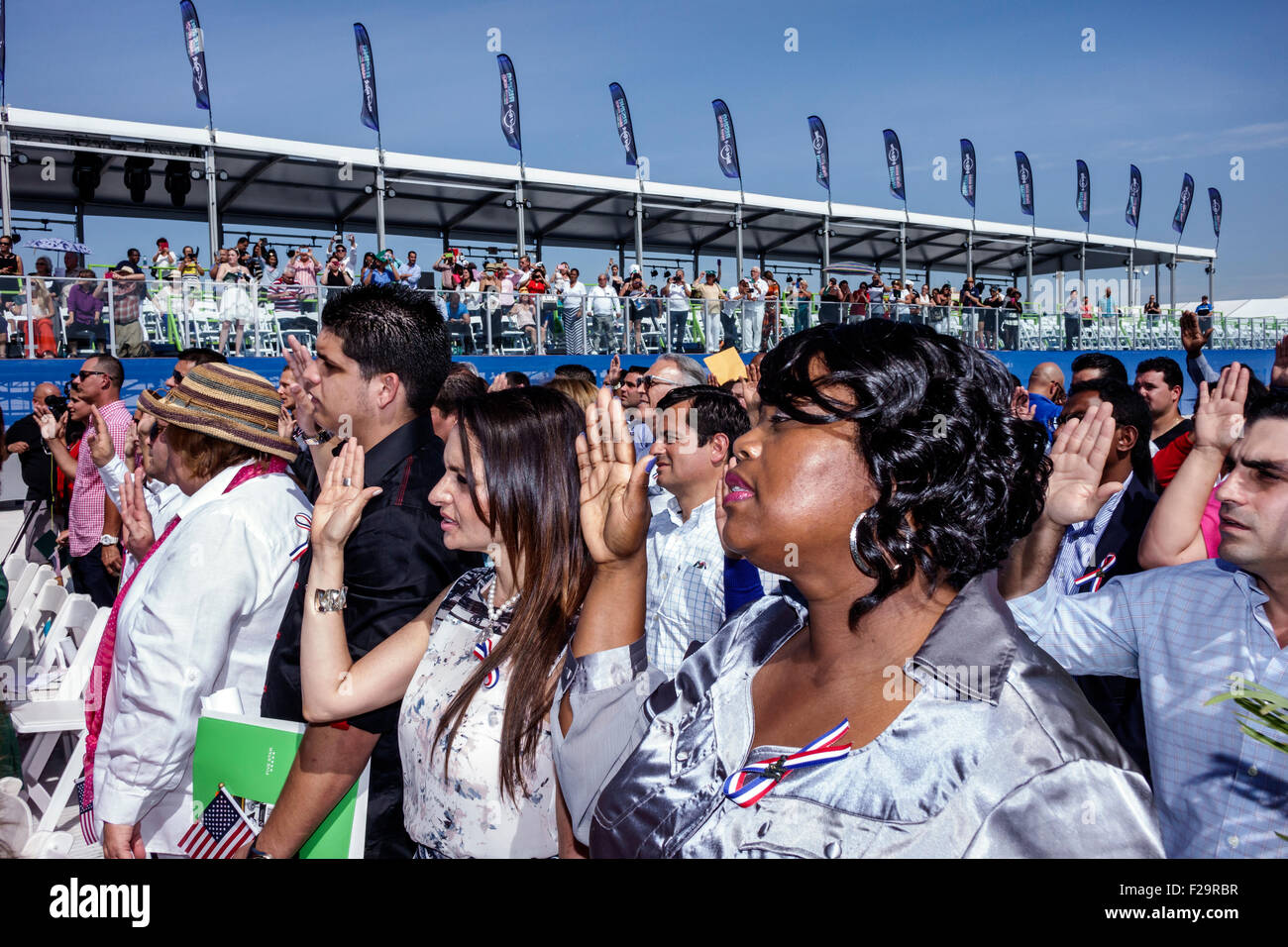 Citizen swearing ceremony hispanic hi-res stock photography and images ...