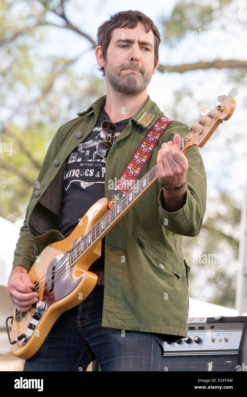 Chicago, Illinois, USA. 12th Sep, 2015. Bassist STEVE GEORGE of ...