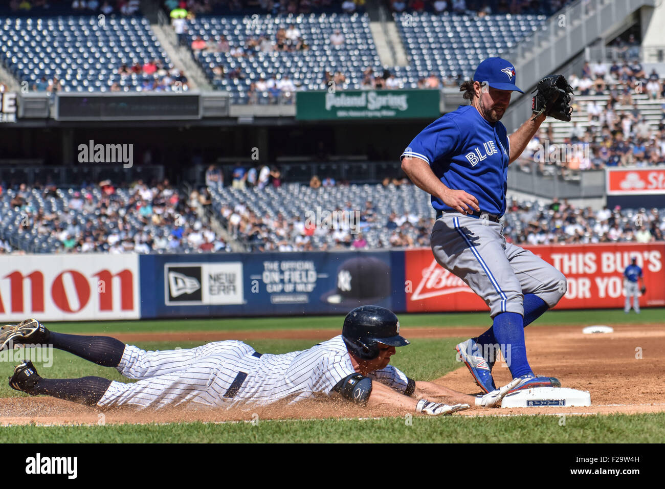 the Bronx, New York, USA. 13th Sep, 2015. Brett Gardner (Yankees), R.A ...