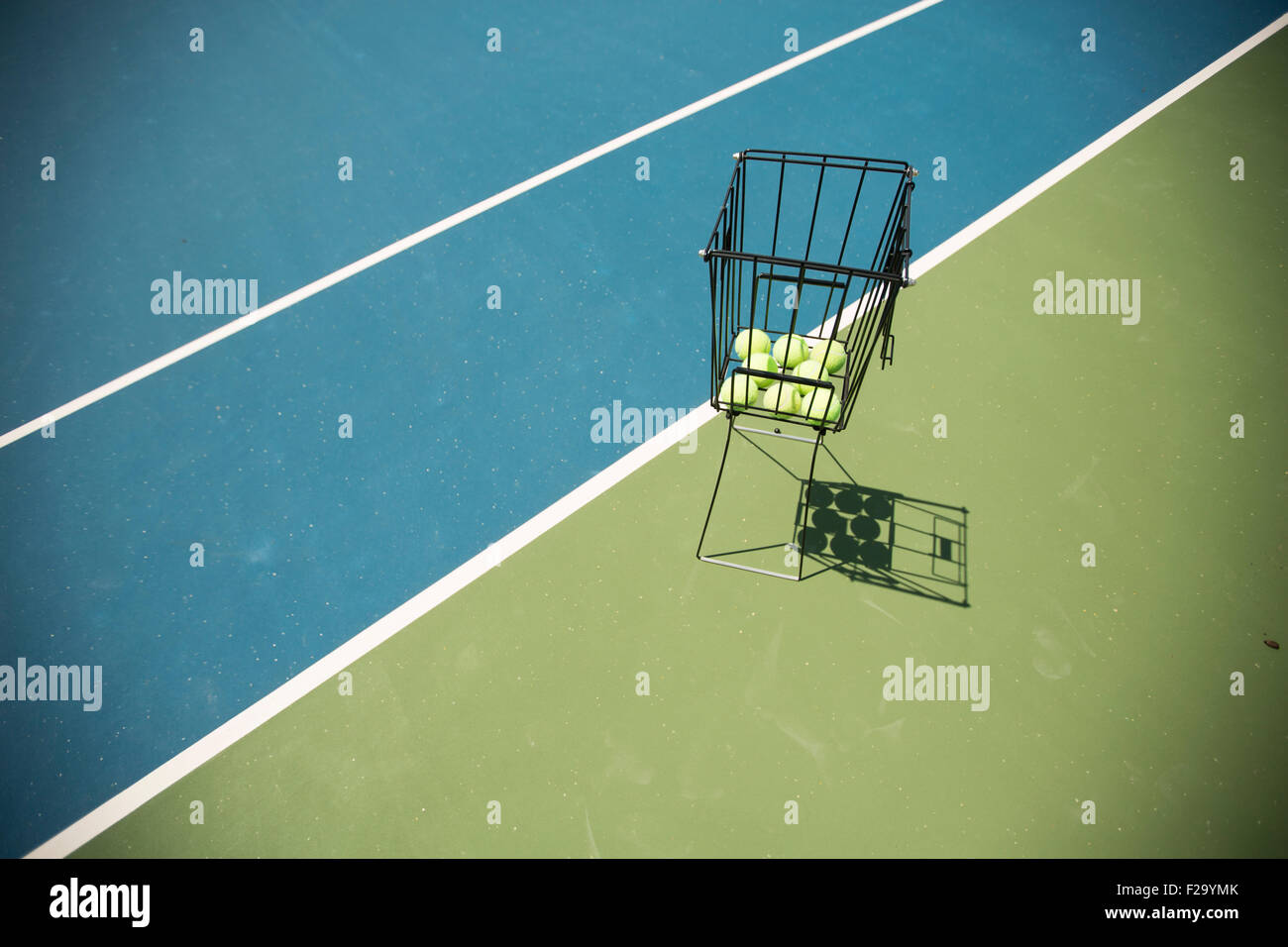 Tennis net texture hi-res stock photography and images - Alamy