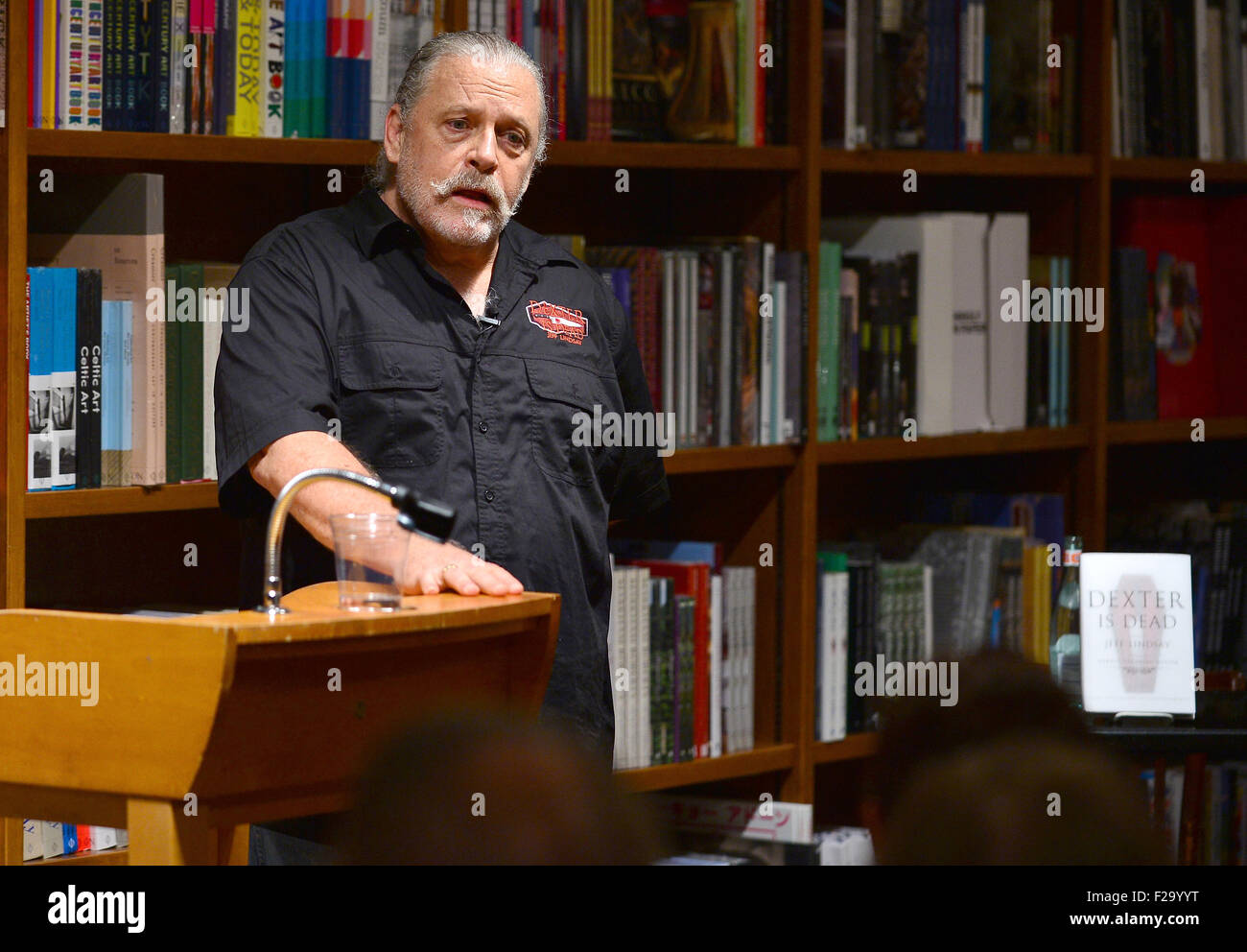 Jeff lindsay dexter hi-res stock photography and images - Alamy