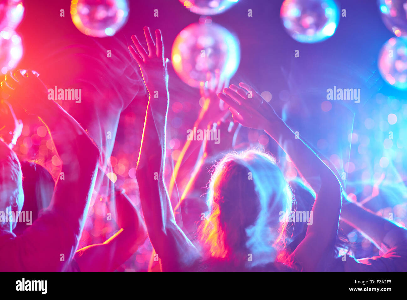 Happy person crowd hi-res stock photography and images - Alamy