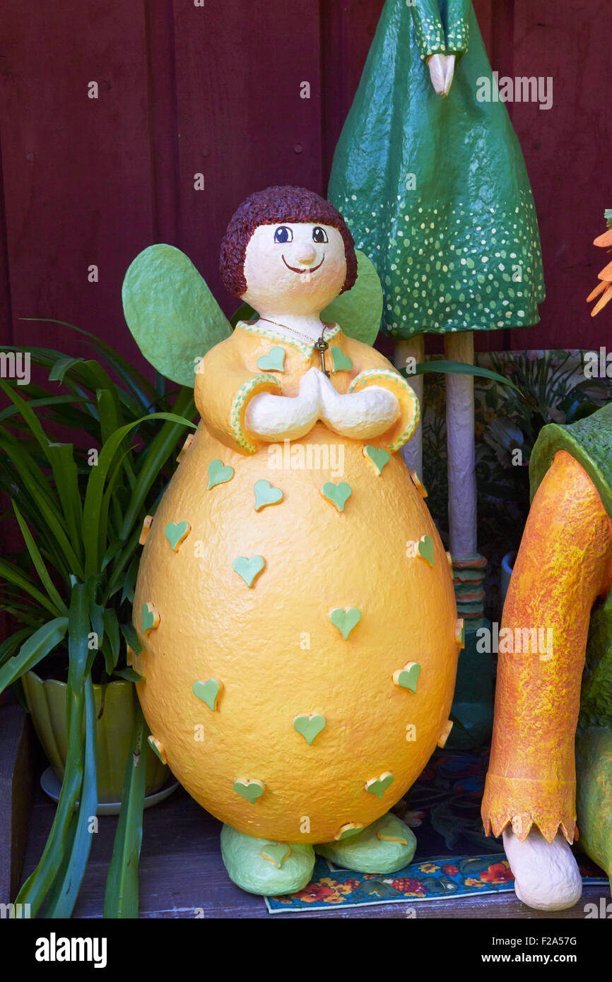 primitive art statue Stock Photo - Alamy