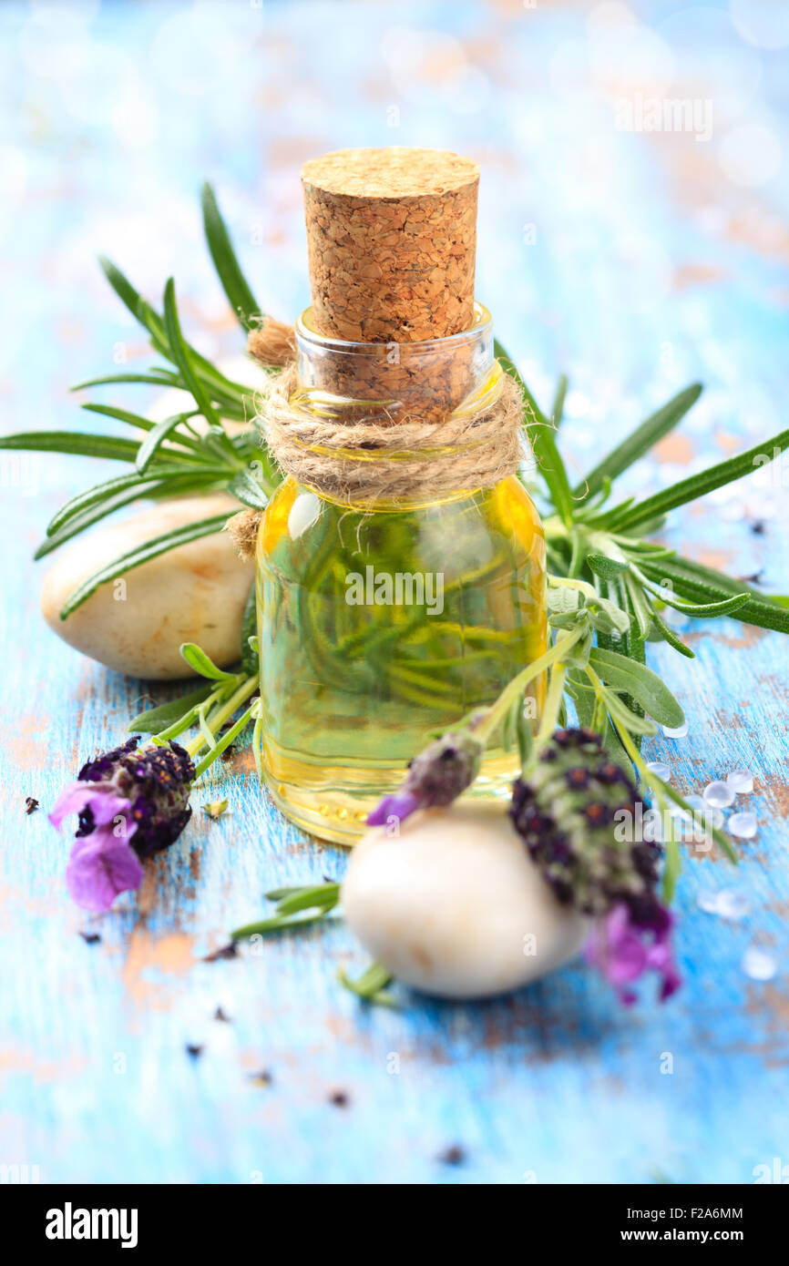 Spa natural essential oil hi-res stock photography and images - Alamy