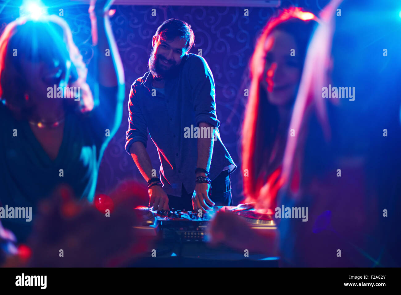 Bearded jockey hi-res stock photography and images - Alamy