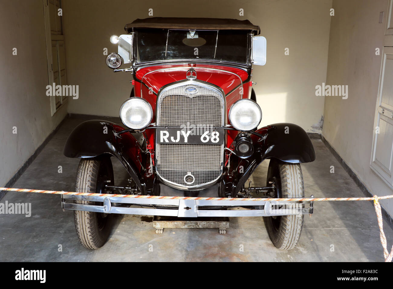 Car museum antique ford hi-res stock photography and images - Alamy