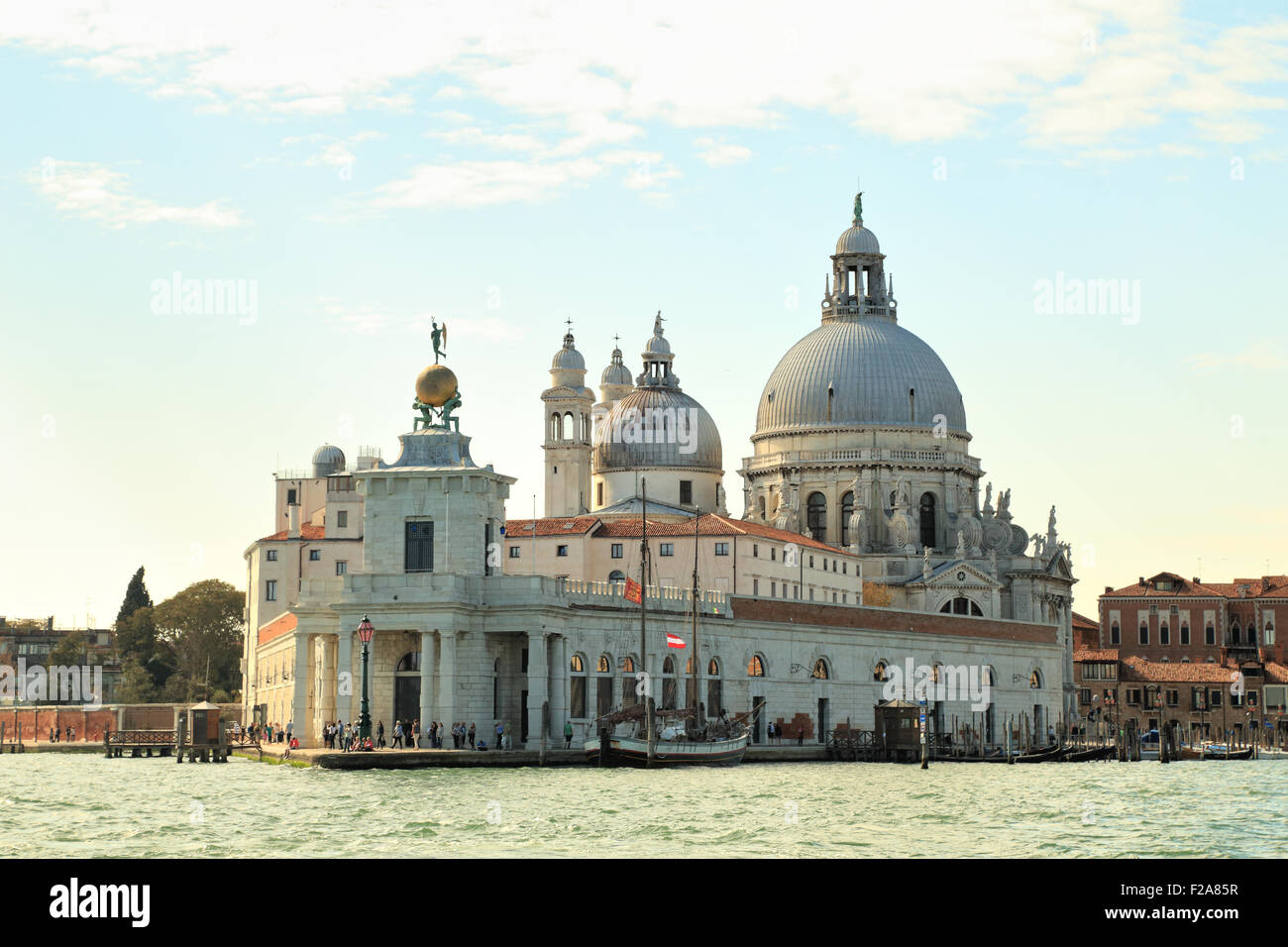 Punta della dogana santa maria hi-res stock photography and images - Alamy