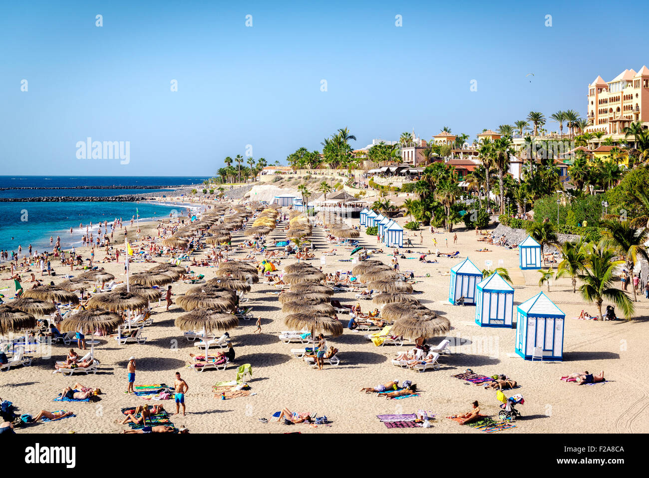 Beach sunbathing swimming people hi-res stock photography and images ...