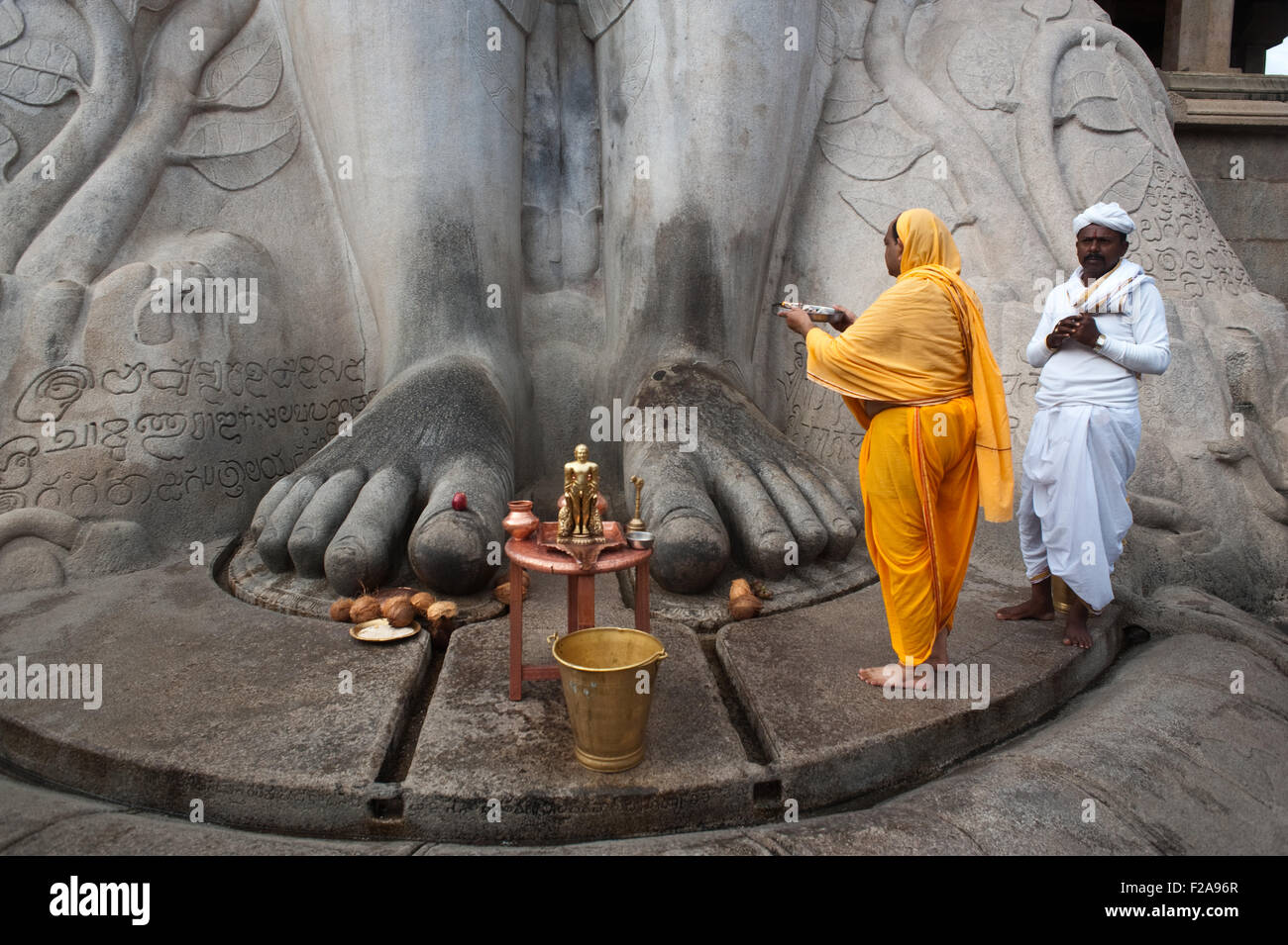 Digambar jain temple hi-res stock photography and images - Alamy