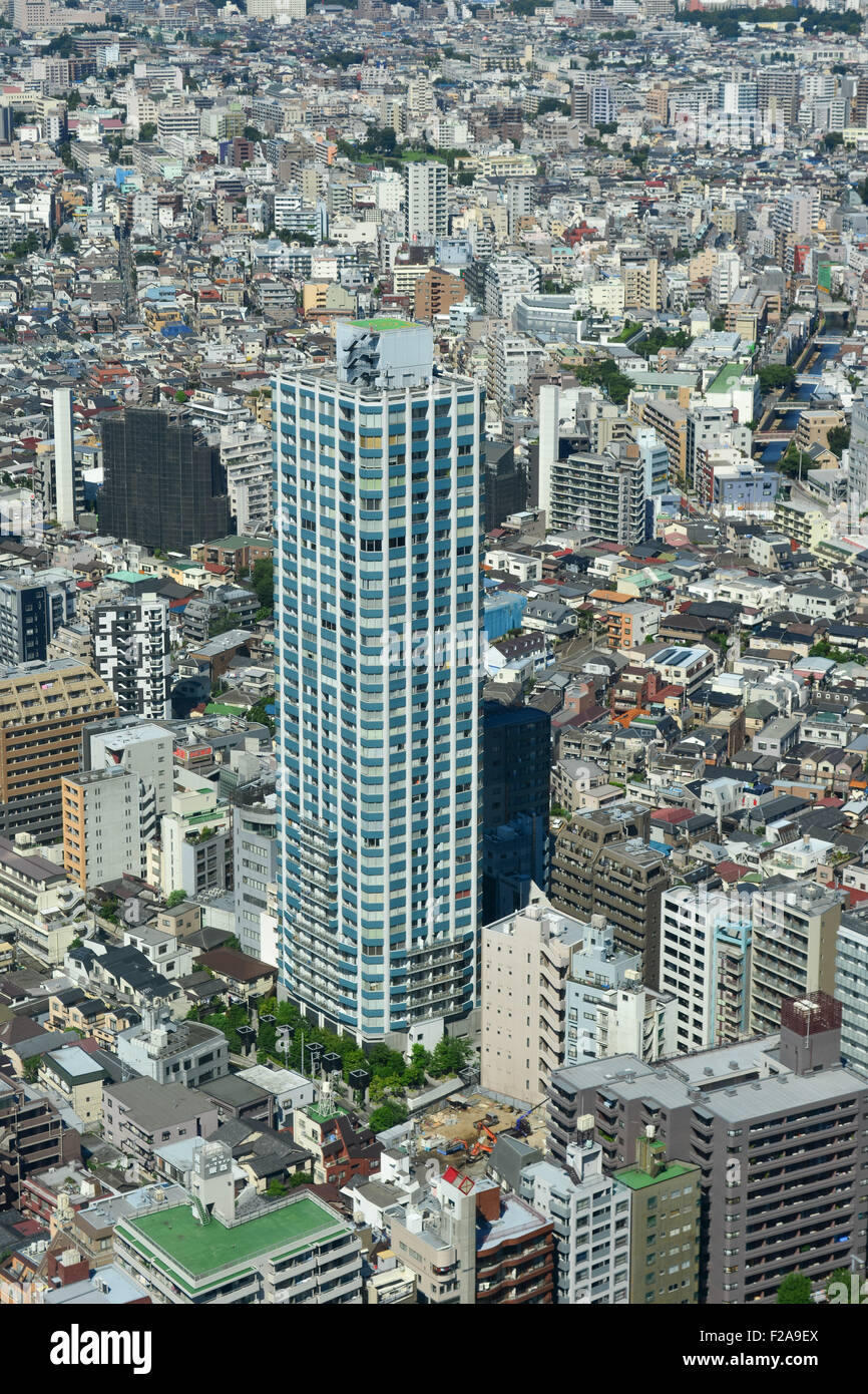 Tokyo high density hi-res stock photography and images - Alamy