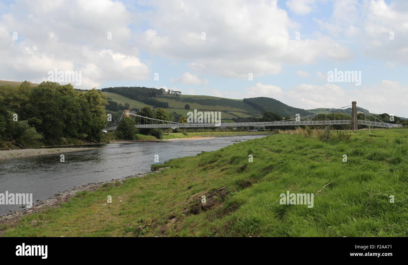 Chain bridge melrose hi-res stock photography and images - Alamy
