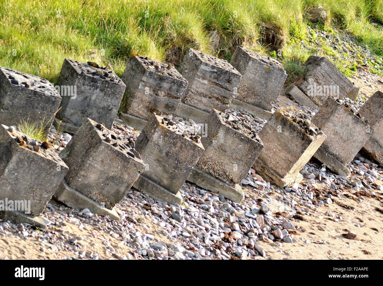 Ww2 beach defences hi-res stock photography and images - Alamy