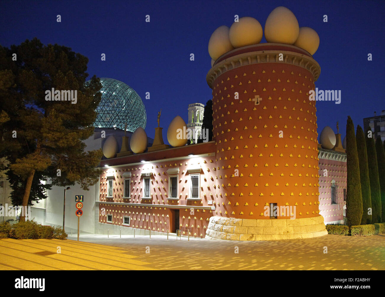Museo Dali High Resolution Stock Photography and Images - Alamy