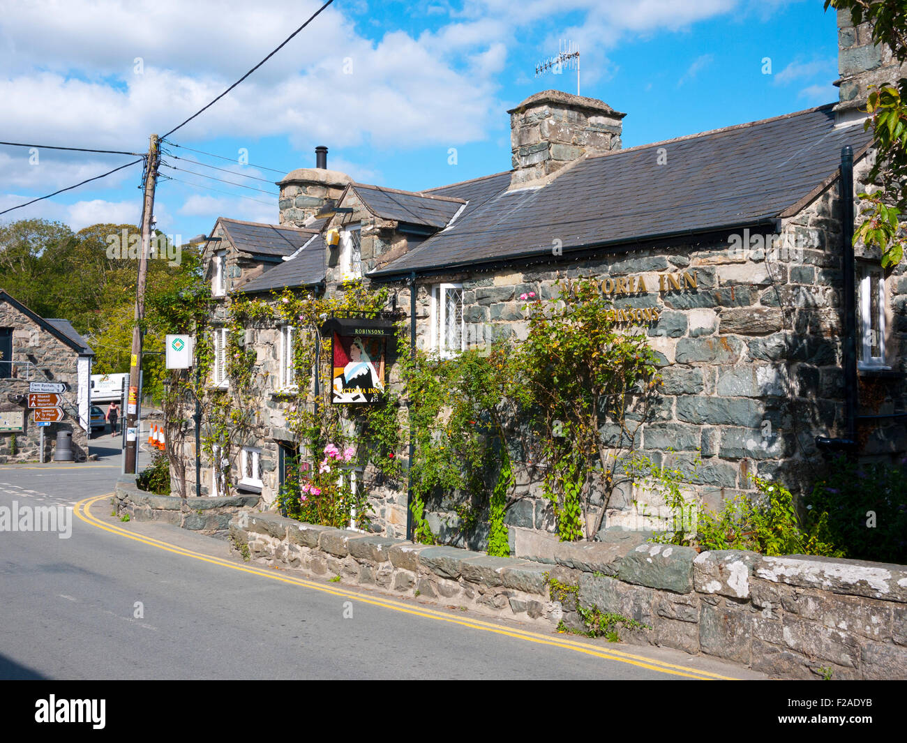 The Victoria Inn Llanbedr, Gwynedd, North Wales,UK Stock Photo - Alamy