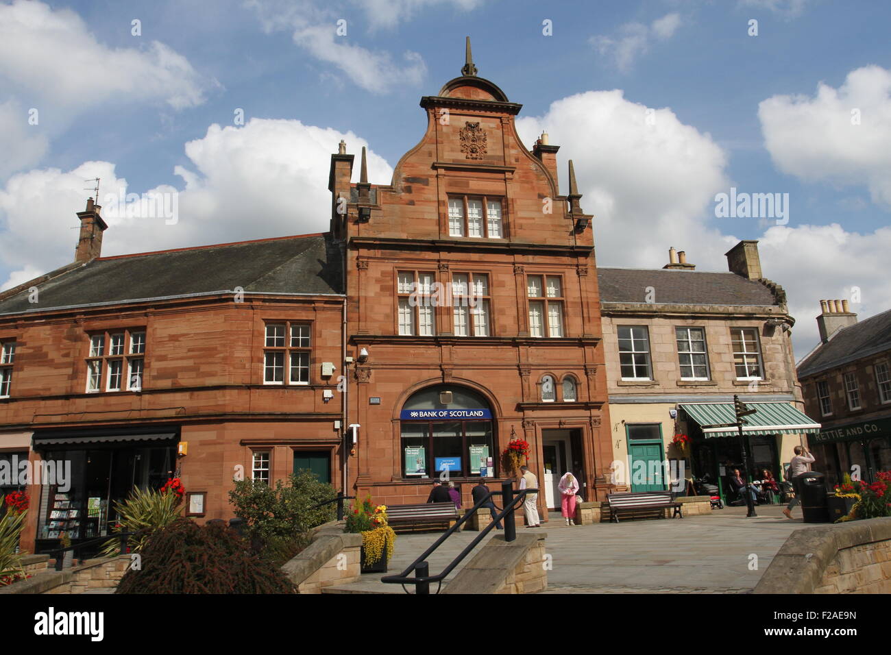 Melrose street hi-res stock photography and images - Alamy