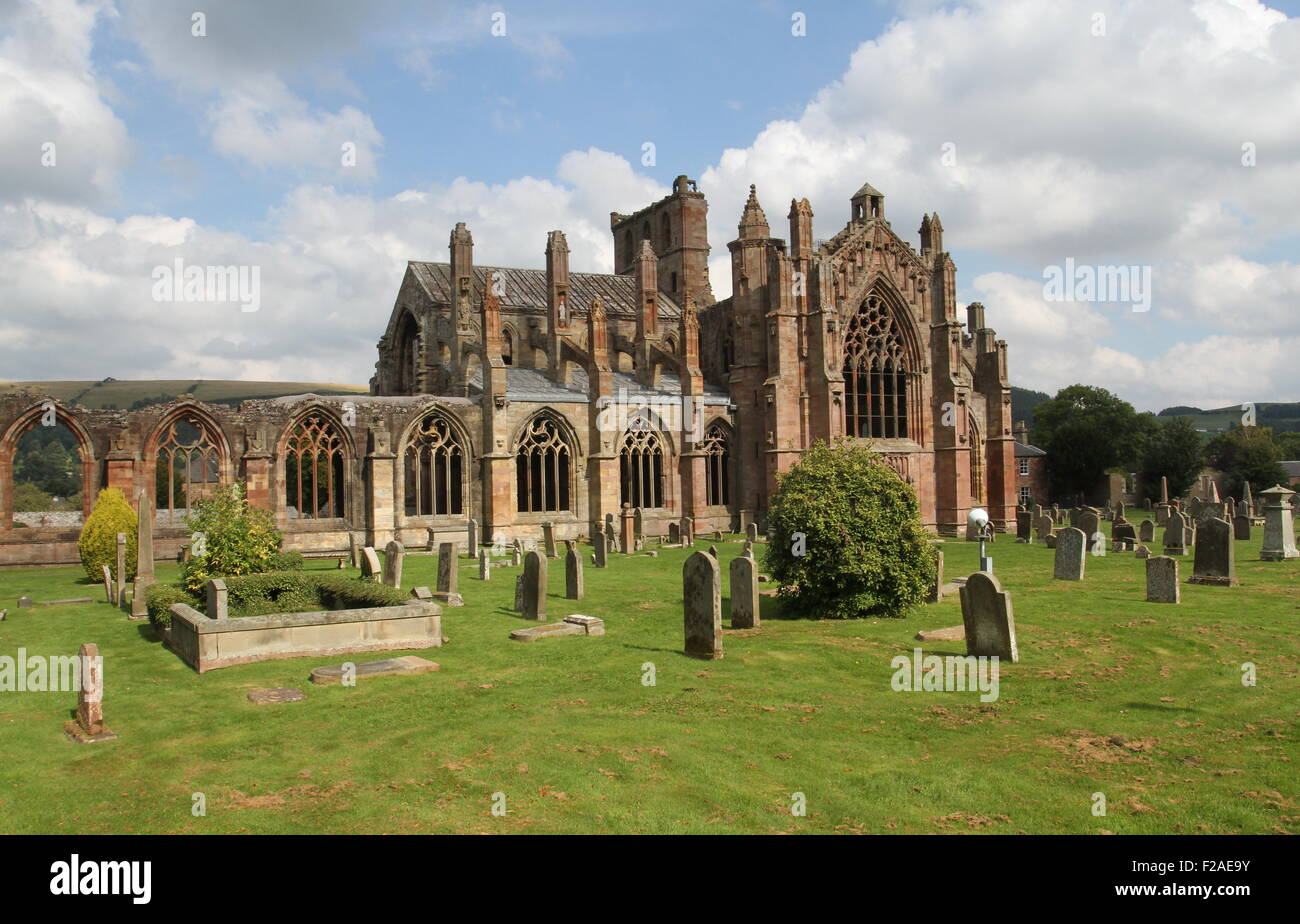 Melrose abbey scotland hi-res stock photography and images - Alamy