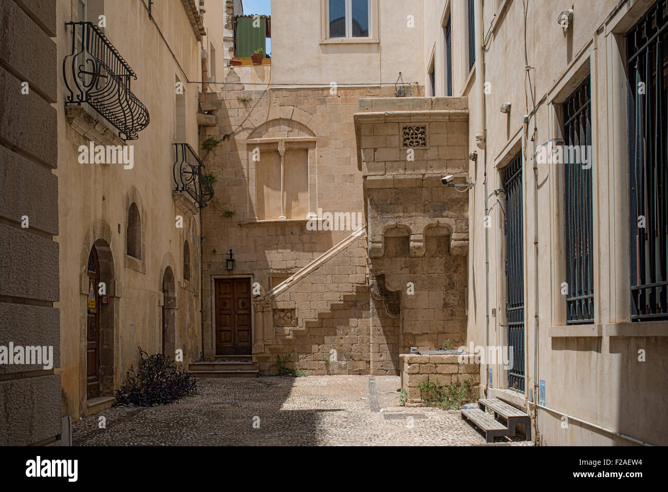 Street siracusa sicily hi-res stock photography and images - Alamy