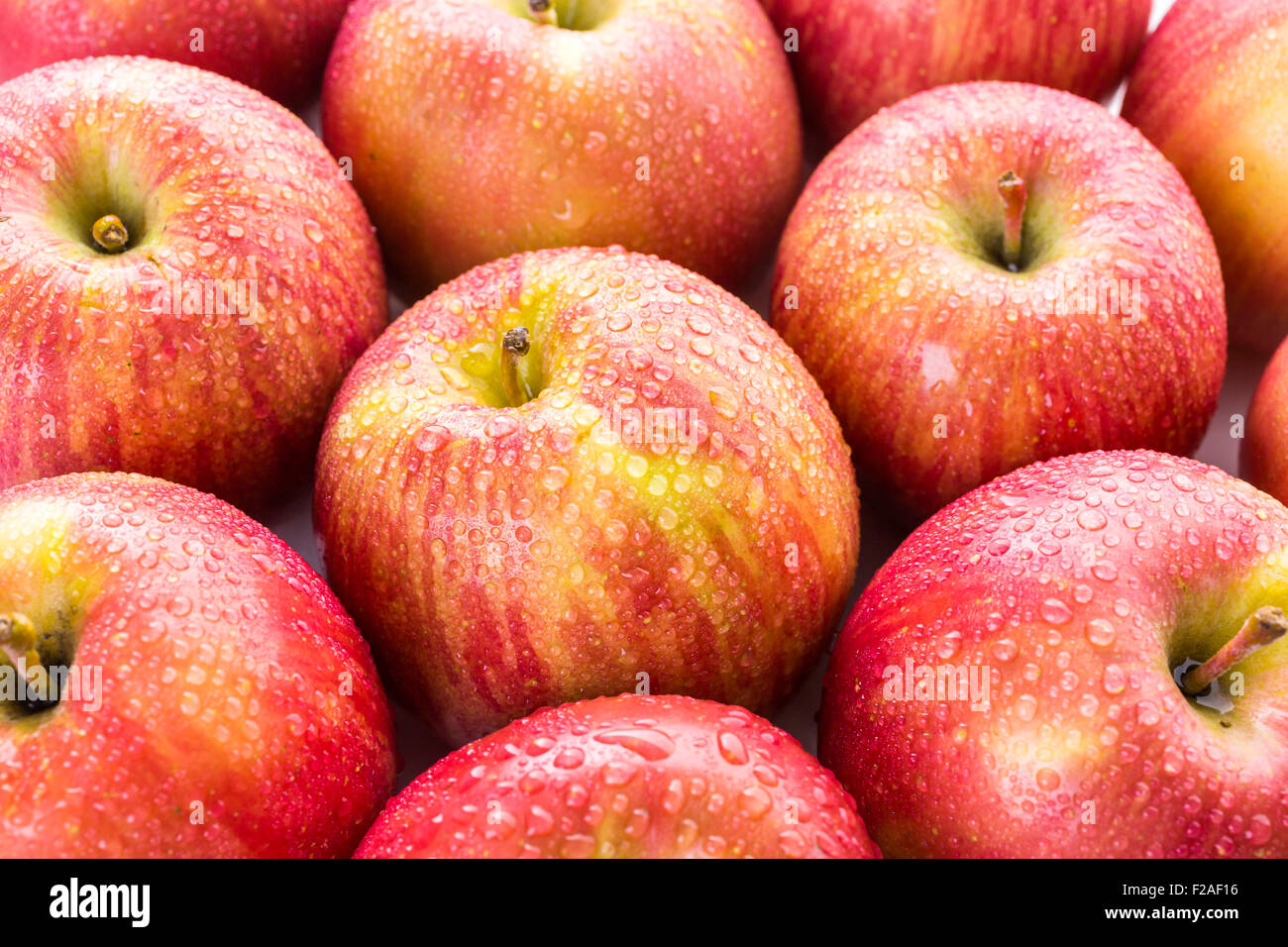 Close up of organic Fuji apples Stock Photo - Alamy