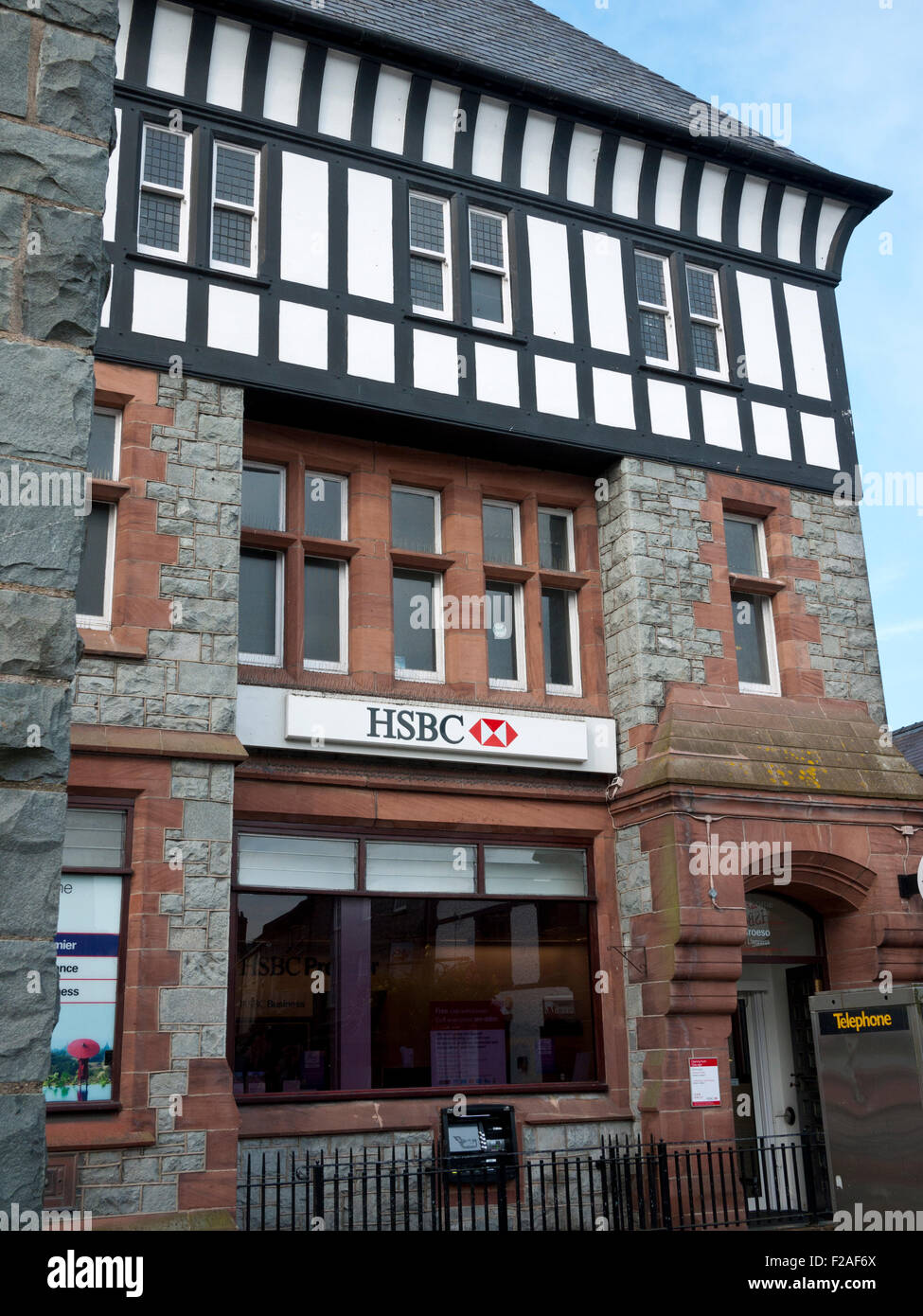 Hsbc bank wales hi-res stock photography and images - Alamy