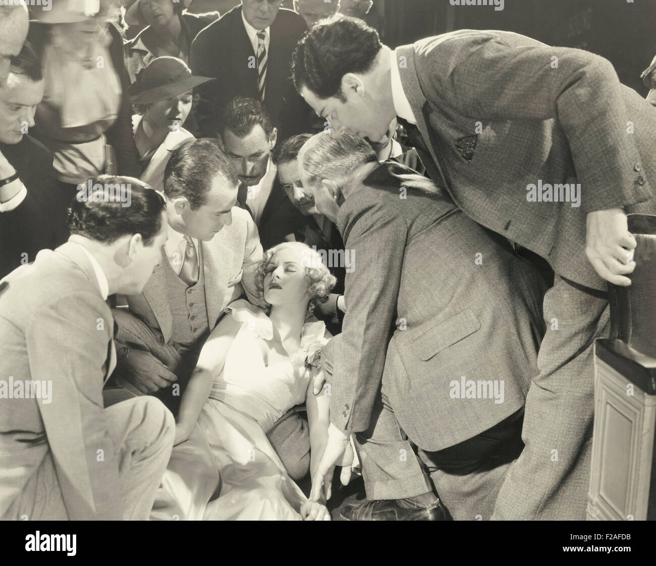 Women fainting hi-res stock photography and images - Alamy