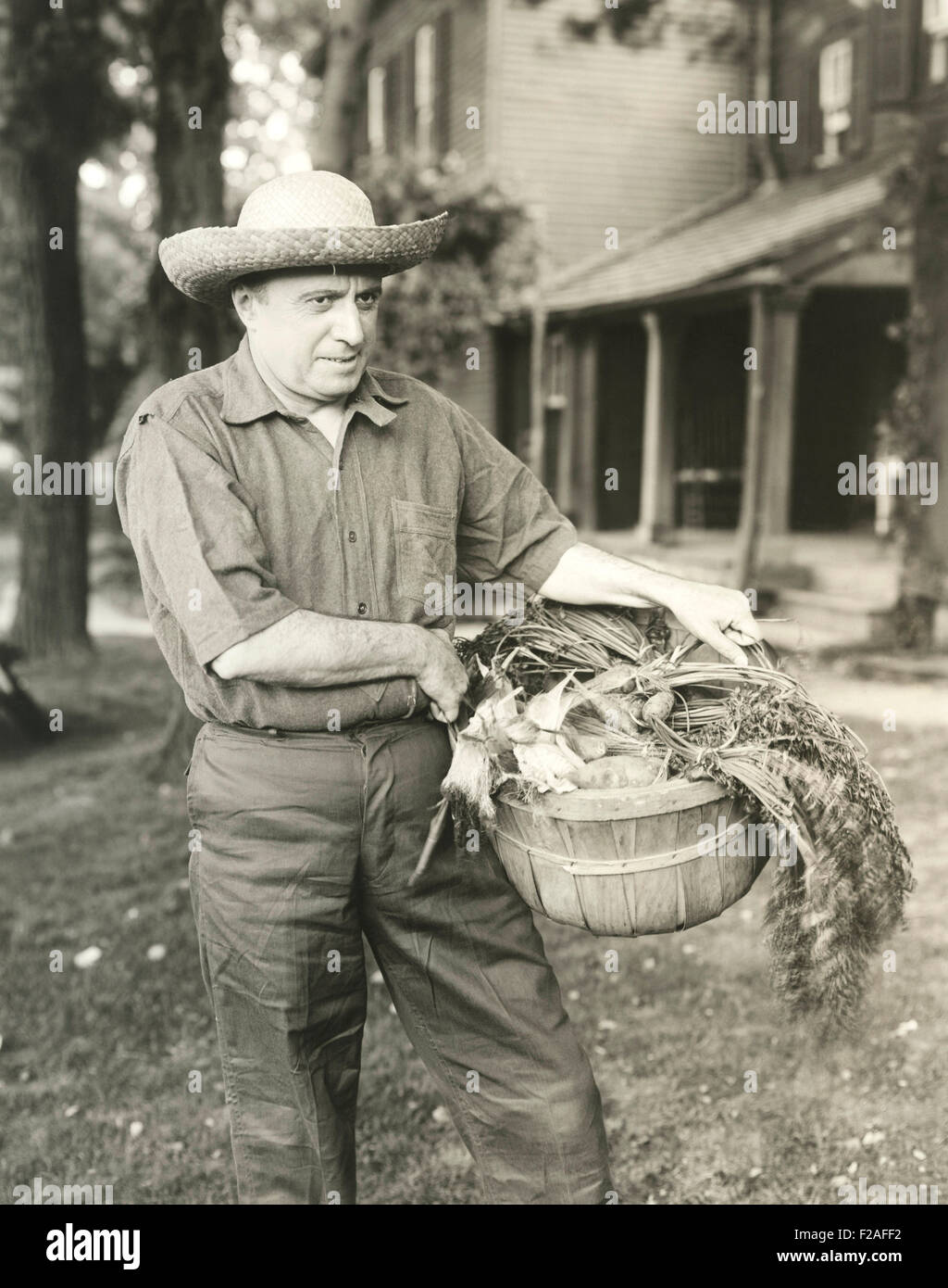 1920s farm hi-res stock photography and images - Alamy