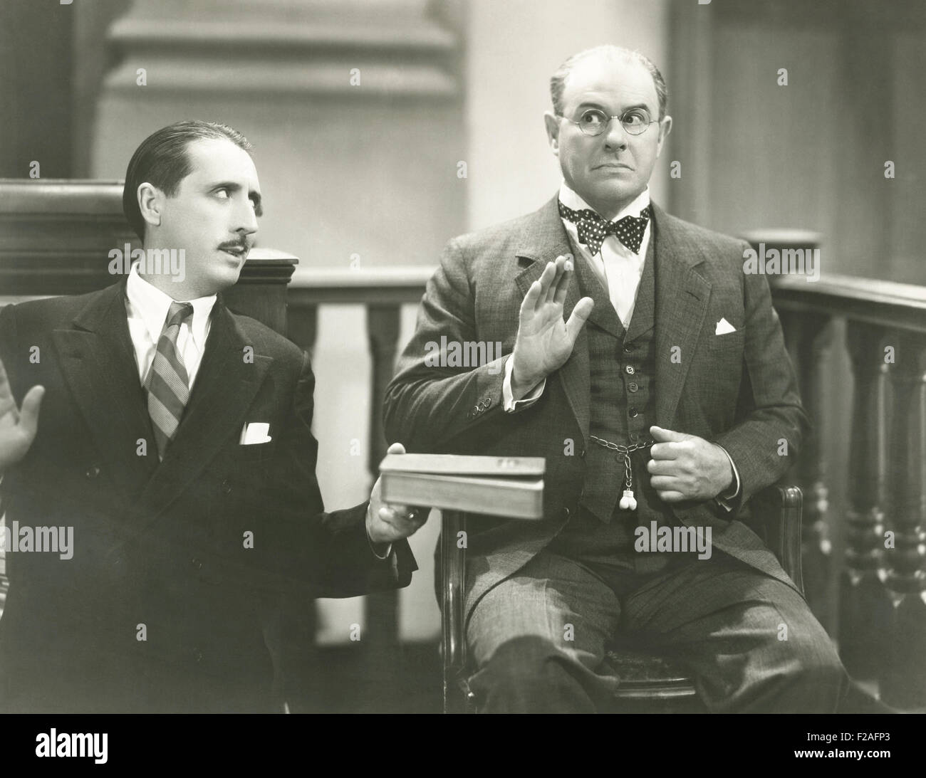 Witness swearing oath hi-res stock photography and images - Alamy