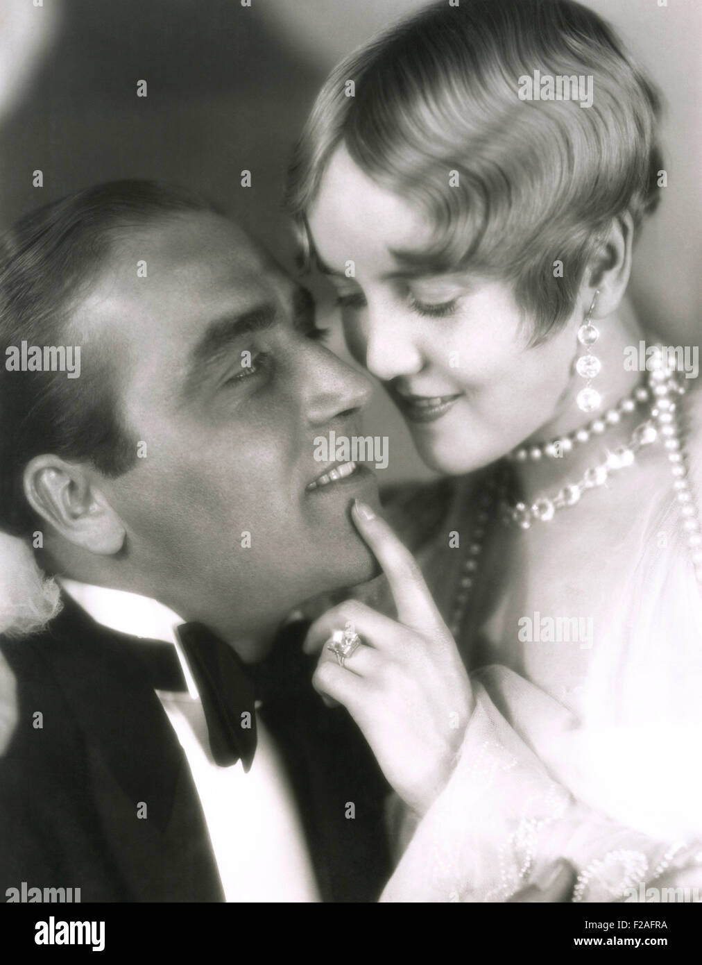 1920s couple hi-res stock photography and images - Alamy