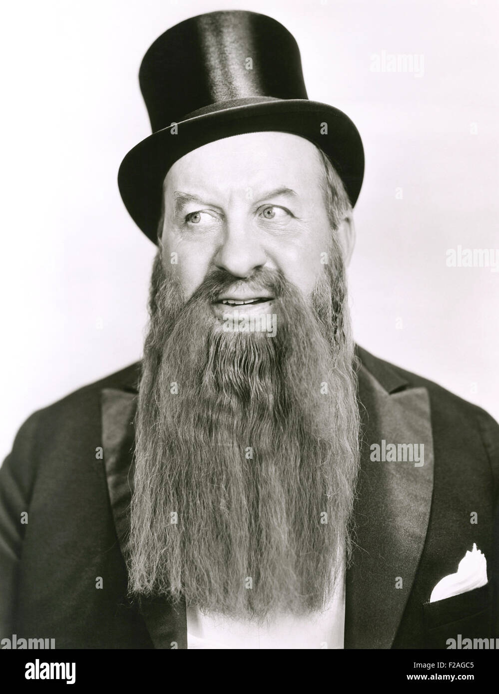 Vintage man and long beard hi-res stock photography and images - Alamy