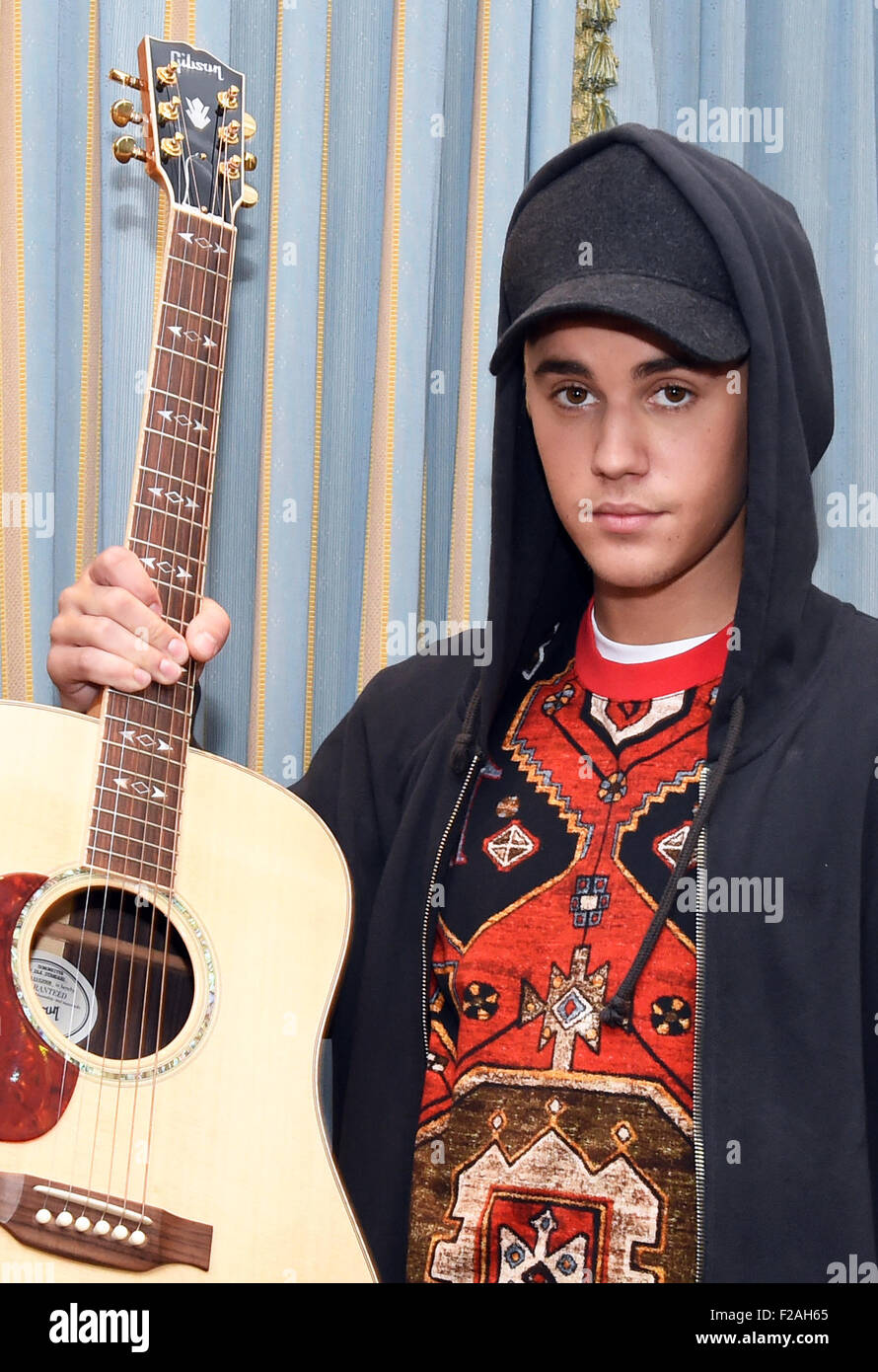 Berlin, Germany. 15th Sep, 2015. dpa-Exclusive - Canadian singer Justin ...