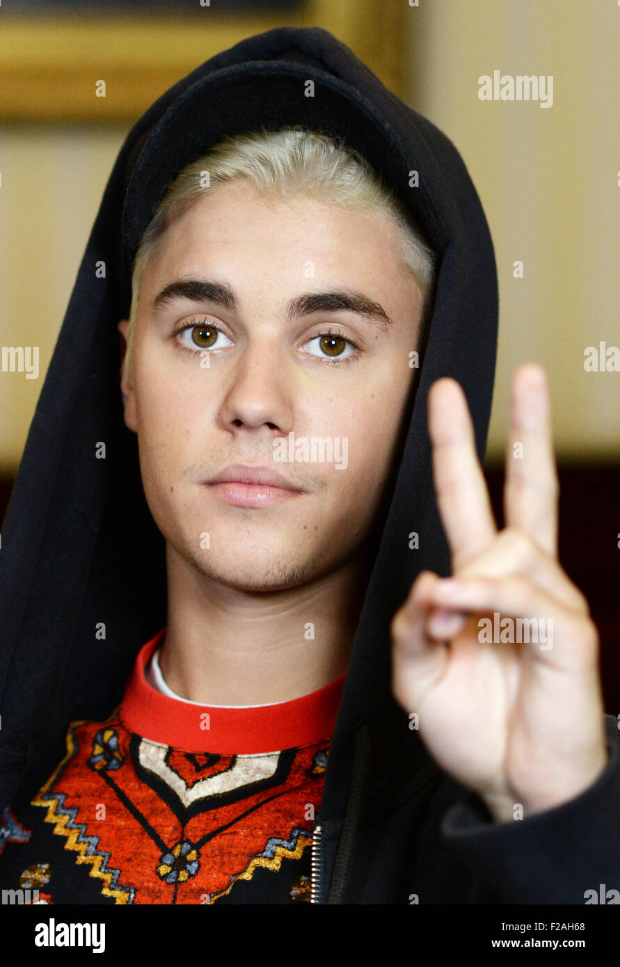 Berlin, Germany. 15th Sep, 2015. dpa-Exclusive - Canadian singer Justin ...