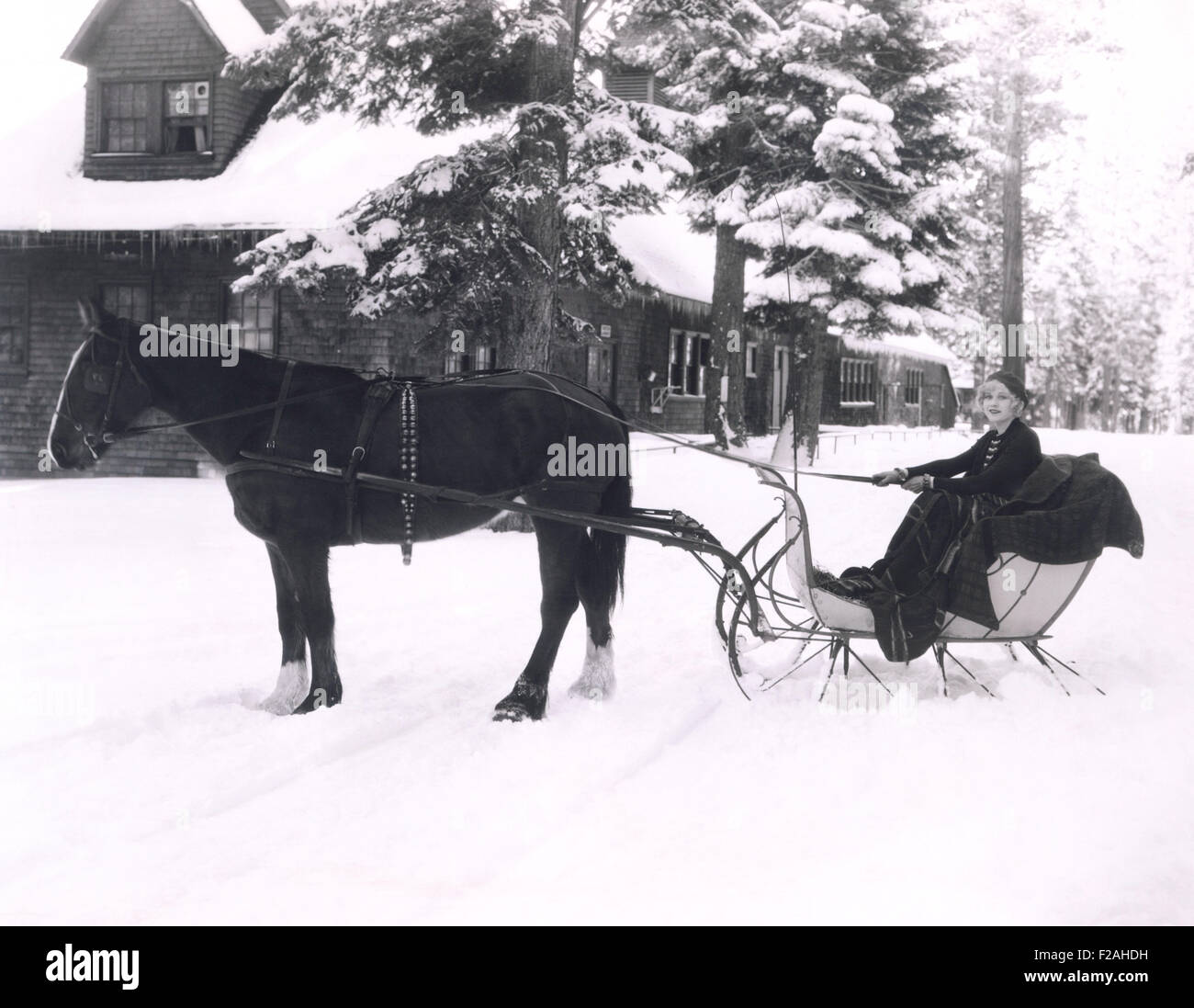 Winter 1940 hi-res stock photography and images - Alamy