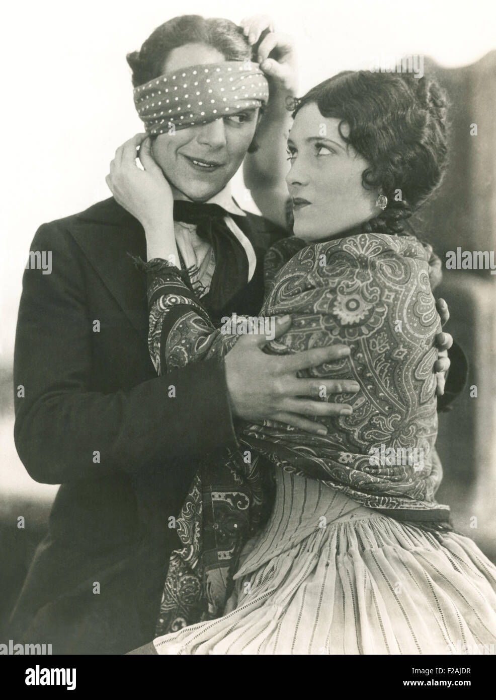 1920s couple smiling at each other hi-res stock photography and images ...