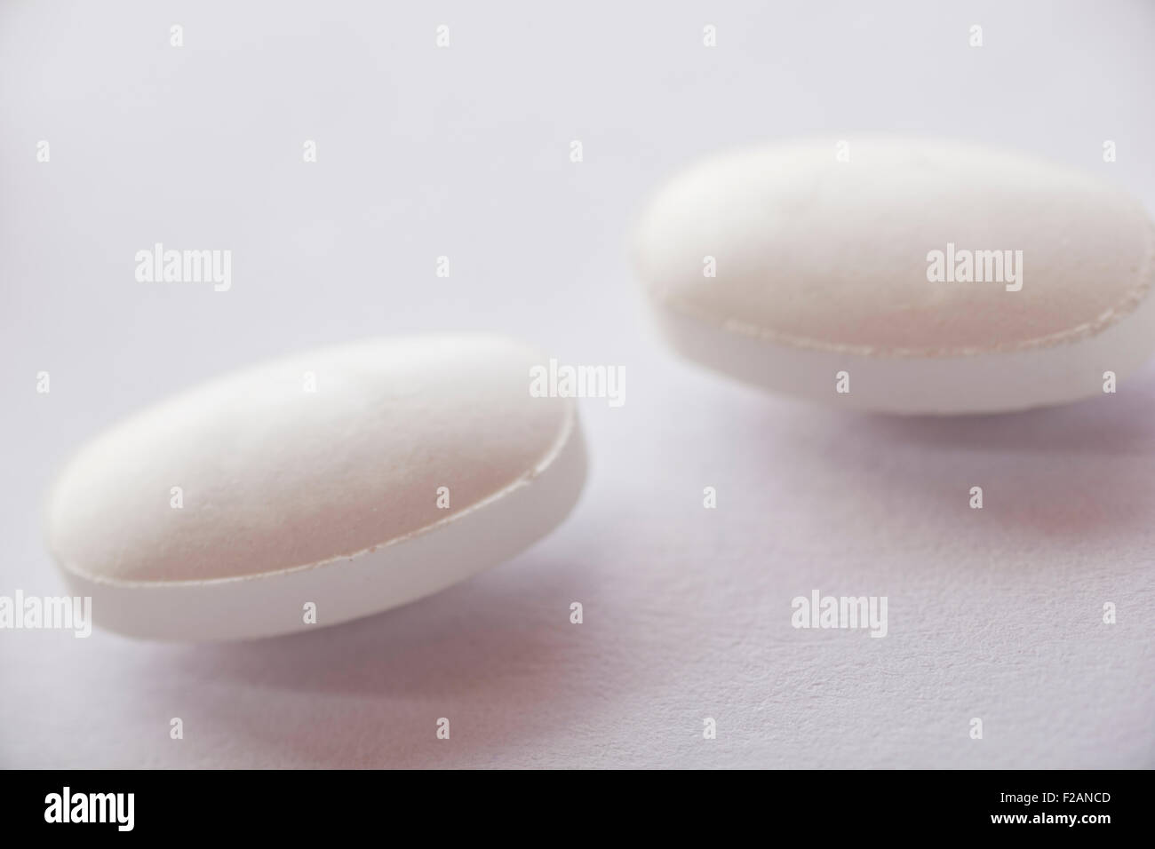 Distress pills medicine healthcare hi-res stock photography and images ...