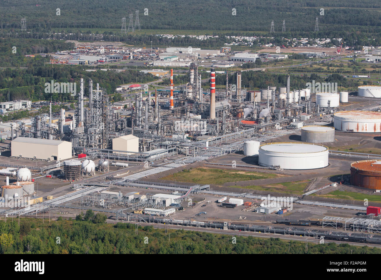 Ultramar refinery levis quebec hi-res stock photography and images - Alamy