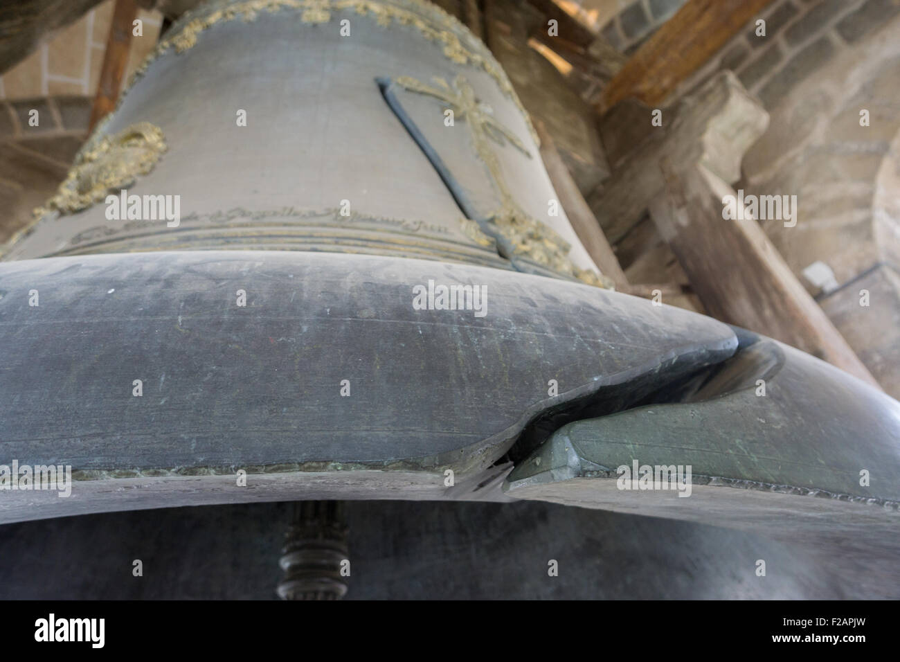 Broken bell hi-res stock photography and images - Alamy