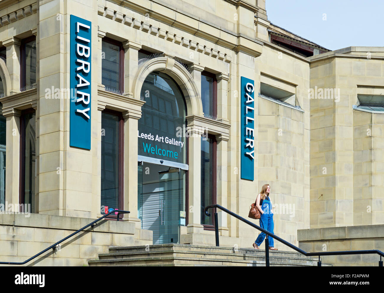Leeds library hi-res stock photography and images - Alamy