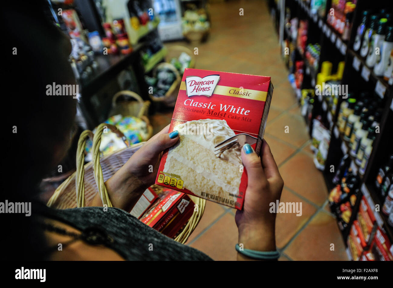 Cake powder of Duncan Hines classic white-Polvo de tarta de Duncan ...