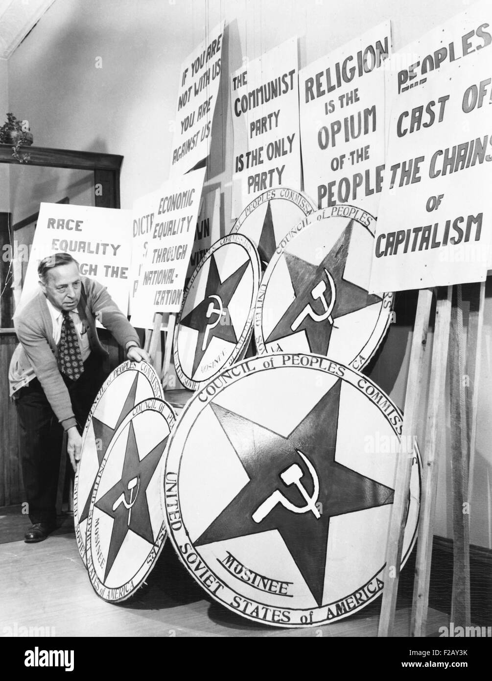 Anti communist red scare hi-res stock photography and images - Alamy