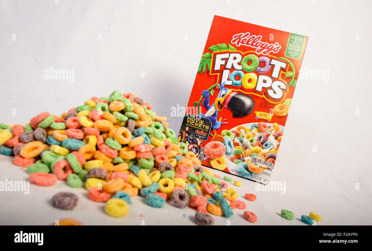 Froot loops hi-res stock photography and images - Alamy