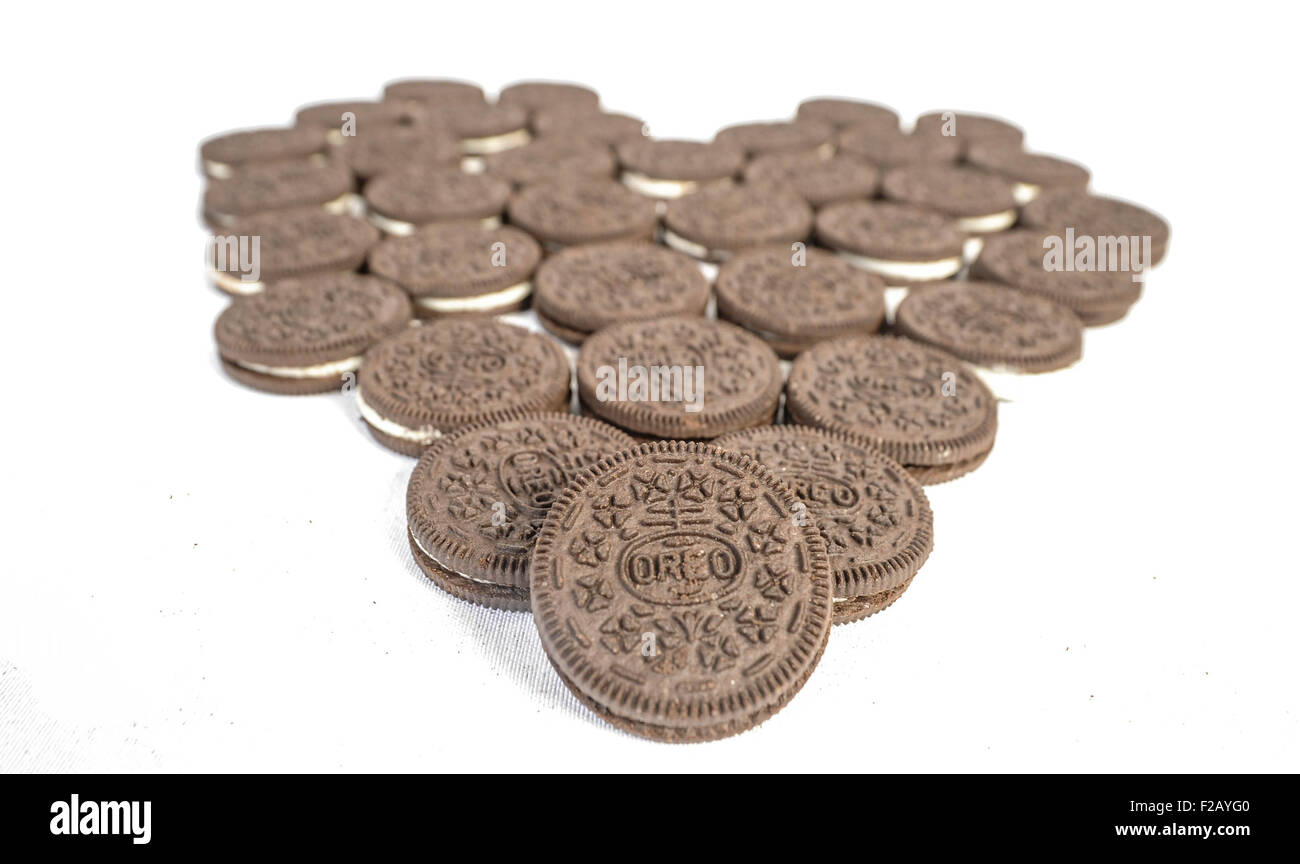 Shape of a Heart, Biscuit Oreo- forma de corazón, galleta Oreo Stock ...