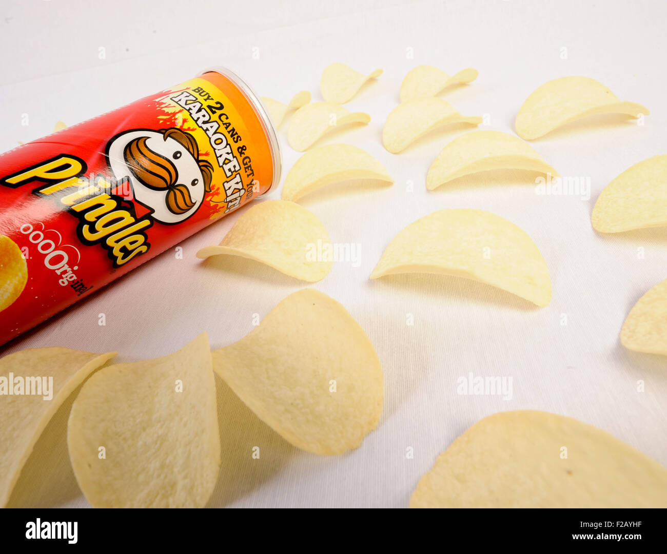 Pringles original flavor chips hi-res stock photography and images - Alamy