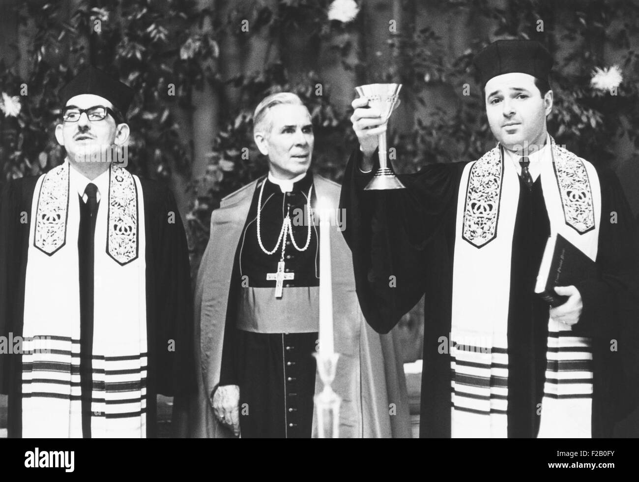 Fulton J. Sheen (center), Bishop of Rochester, at a Jewish service at ...