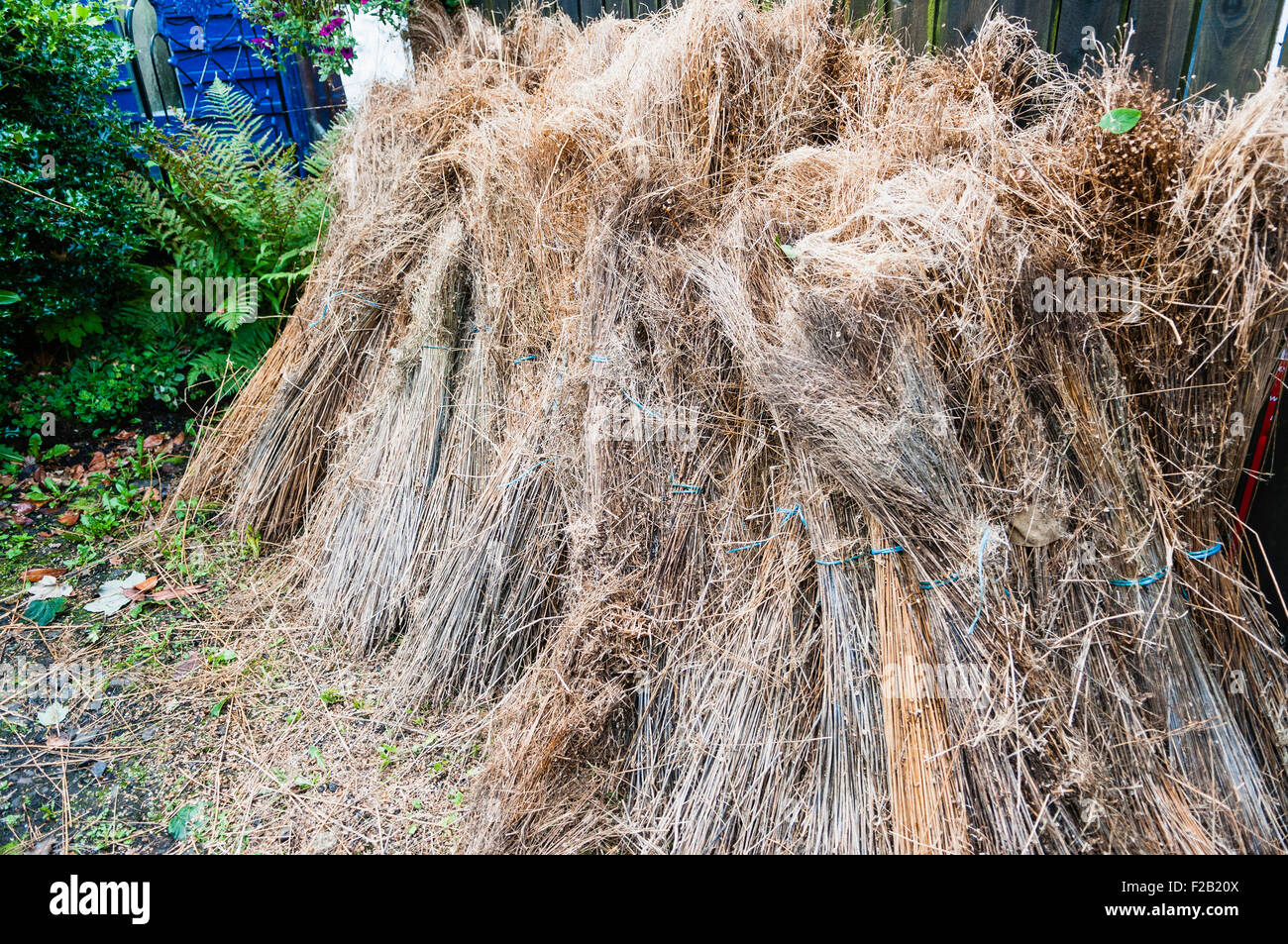Bundles of fabric hi-res stock photography and images - Alamy