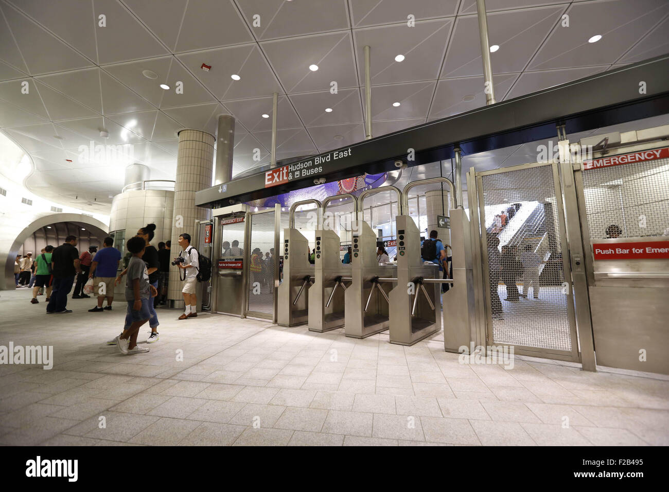 Flushing line extension hi-res stock photography and images - Alamy